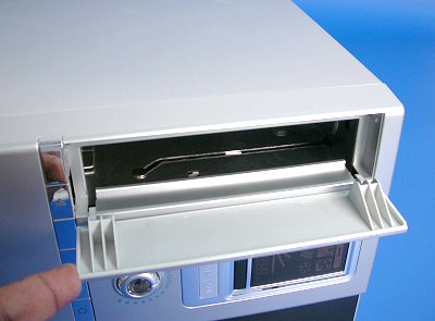 ECS EZ-Buddie (D1, S4-2) (Page 2/8) :: Articles :: www.hardwarezone.com®