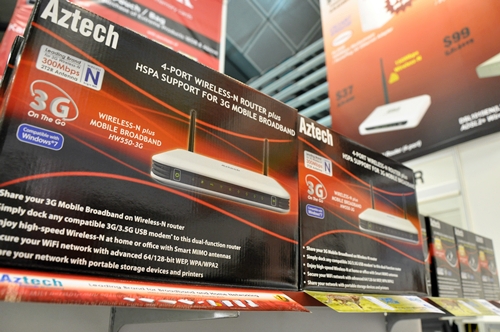 Axioo & Aztech : PC Show 2010 Coverage - Part 2 - HardwareZone.com.sg