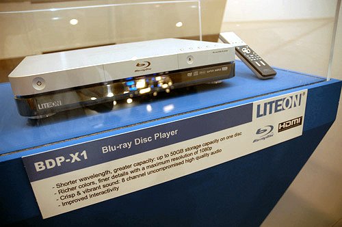 Lite-On goes Both Ways in the Next-Gen Optical Disc Format : IFA Berlin ...