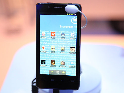 Sneak Peek: Intel's Smartphone Reference Design - HardwareZone.com.sg