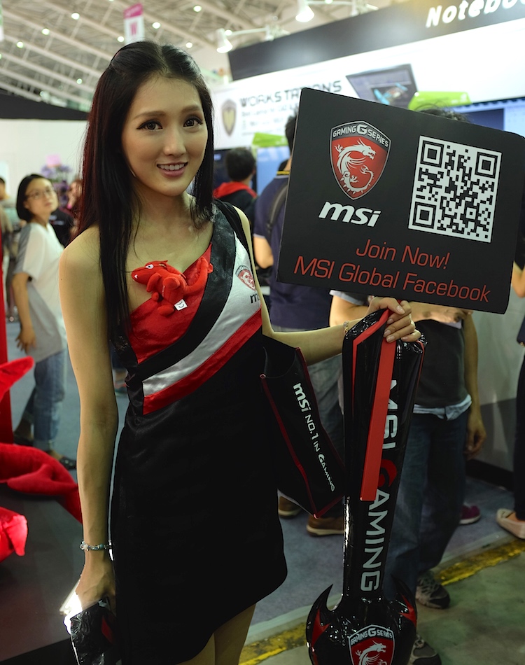 Computex 2015: The show girls edition - HardwareZone.com.sg