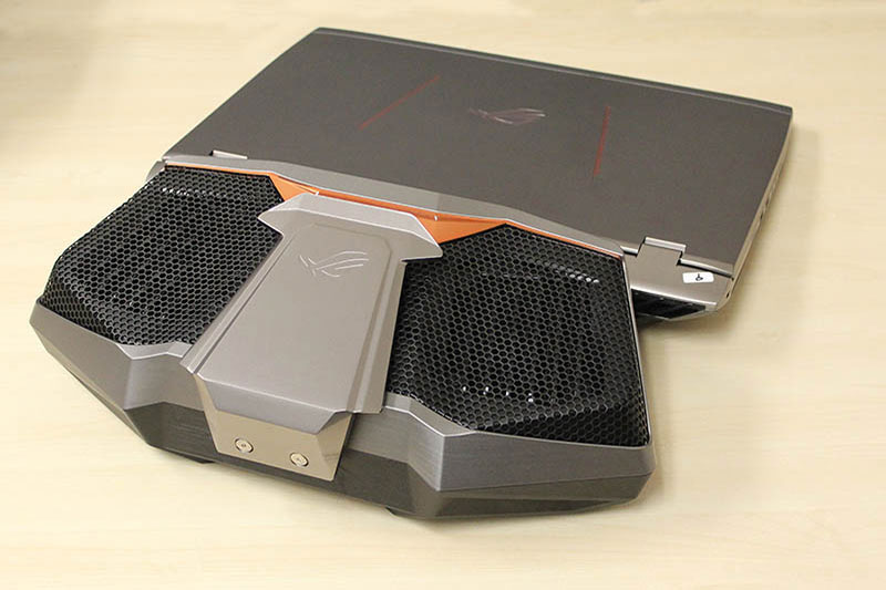 In pictures: What's inside the ASUS ROG GX700 and its ginormous cooling ...