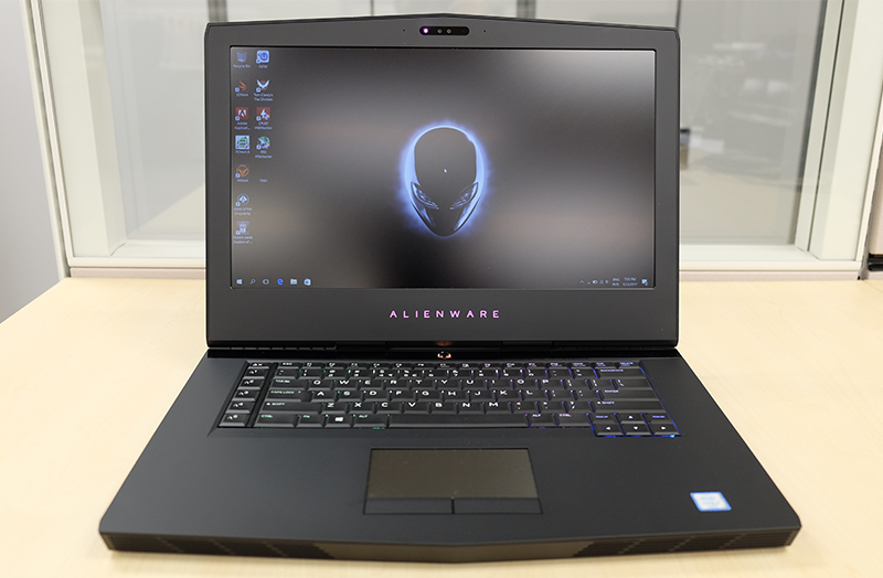 Alienware 15 : 15.6-inch gaming notebook shootout: Hitting the sweet ...