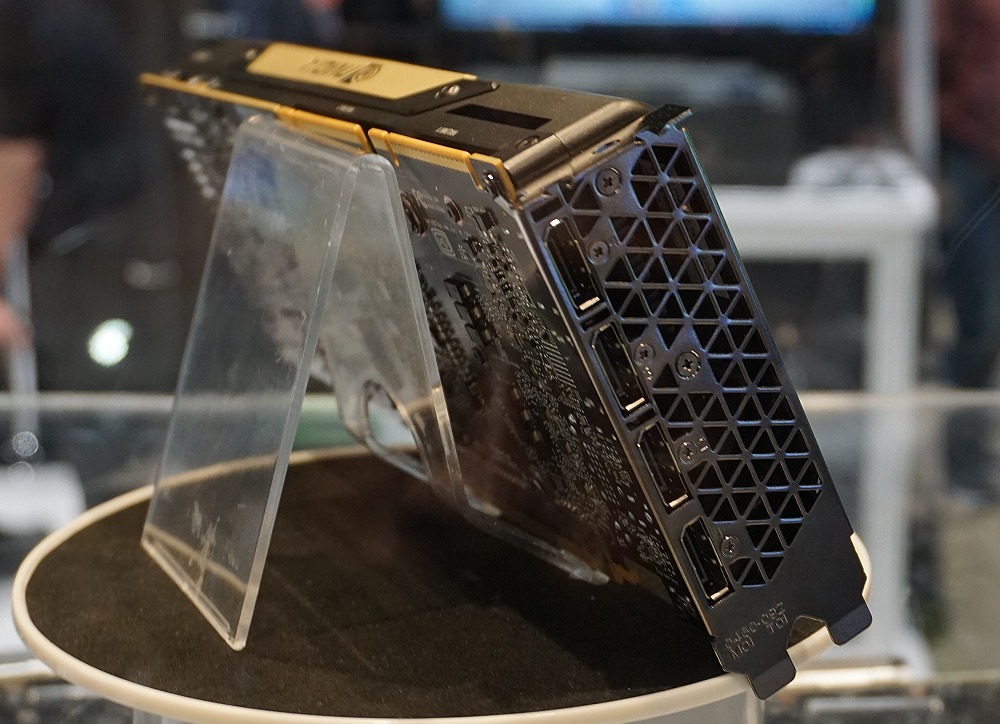 DGX2 supercomputer - pg1 : A showcase of the most powerful systems for ...