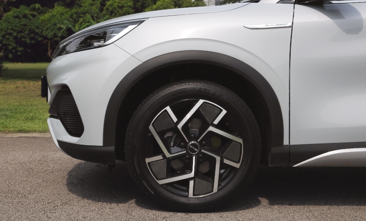 BYD Atto 3 (100kW) review: Surprisingly sensible, relatively affordable ...