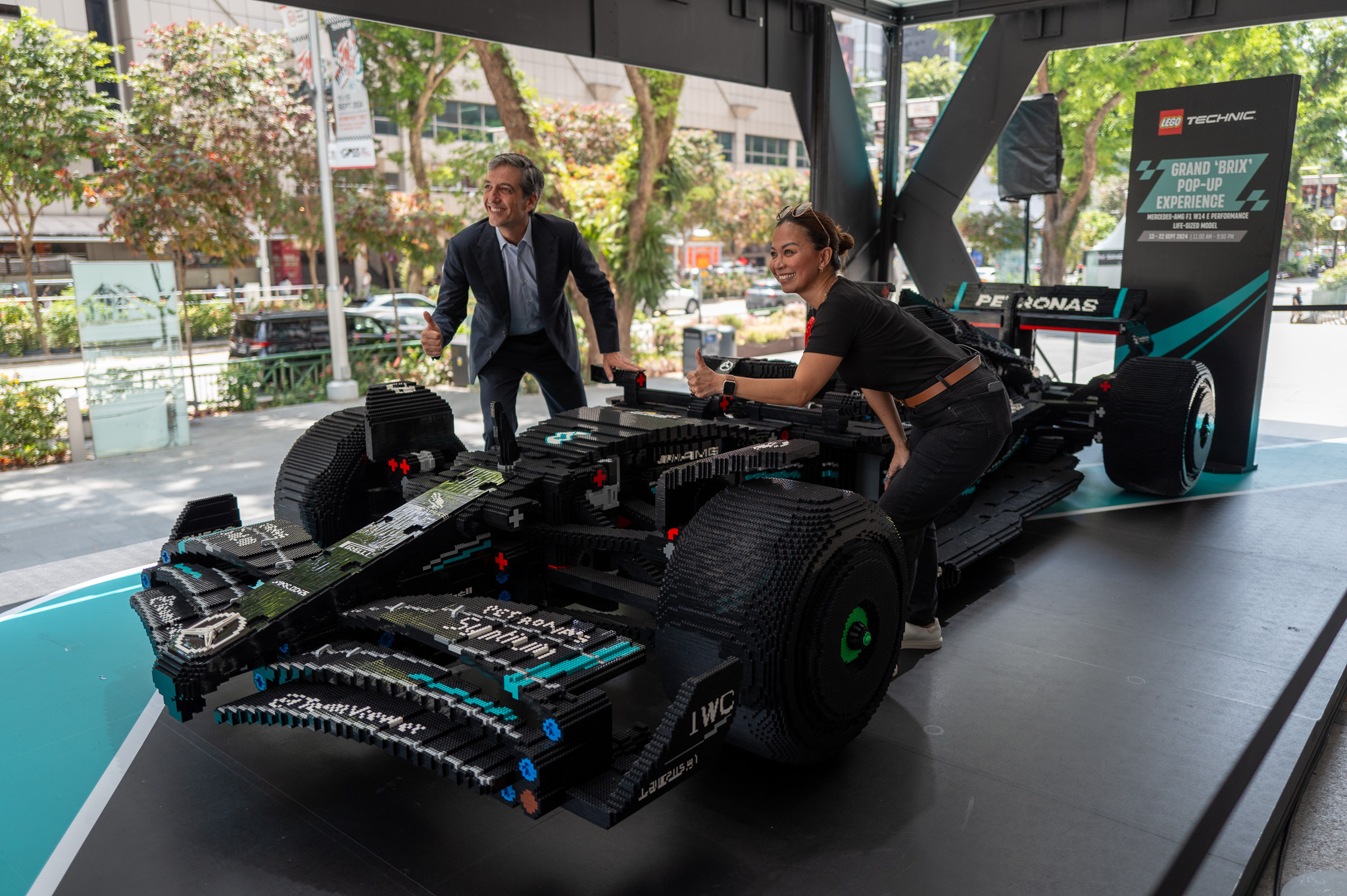 But from almost 200K pieces of LEGO bricks : In pictures: The stunning ...