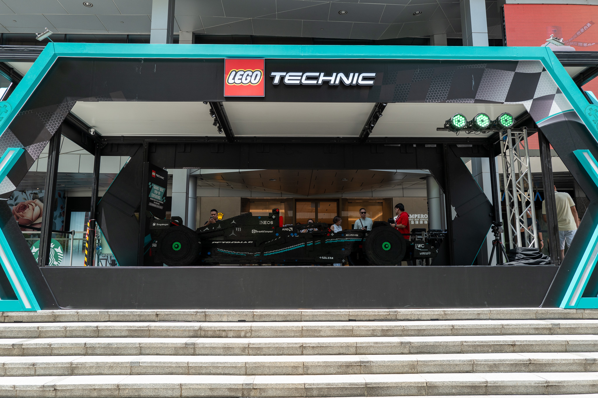 But from almost 200K pieces of LEGO bricks : In pictures: The stunning ...